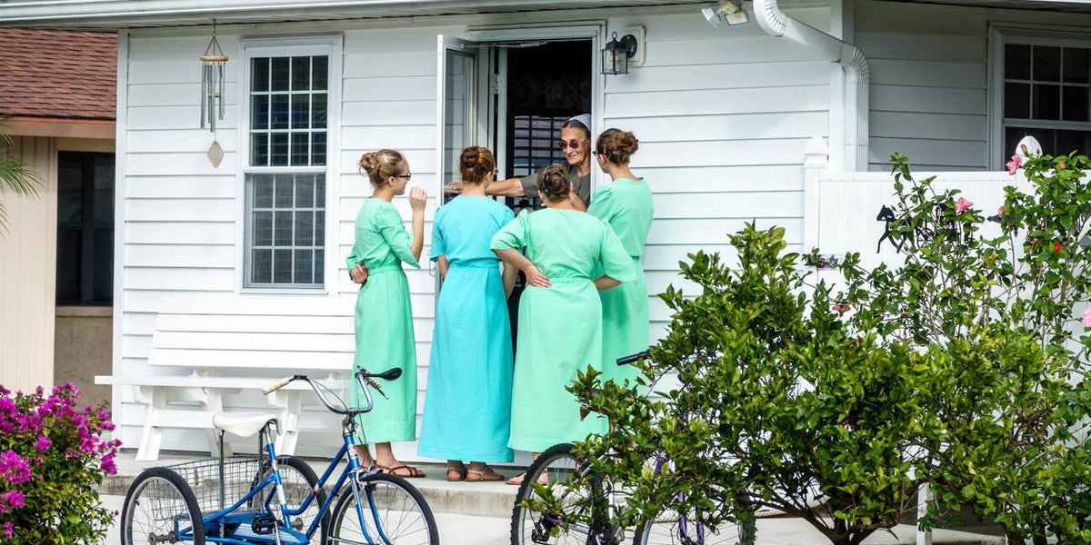 Mennonite vs Amish (Cultural Comparisons) — Amish Baskets